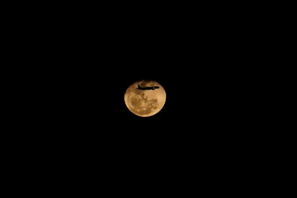 Cientistas explicam o que pode ser a existência de ferrugem na Lua ...